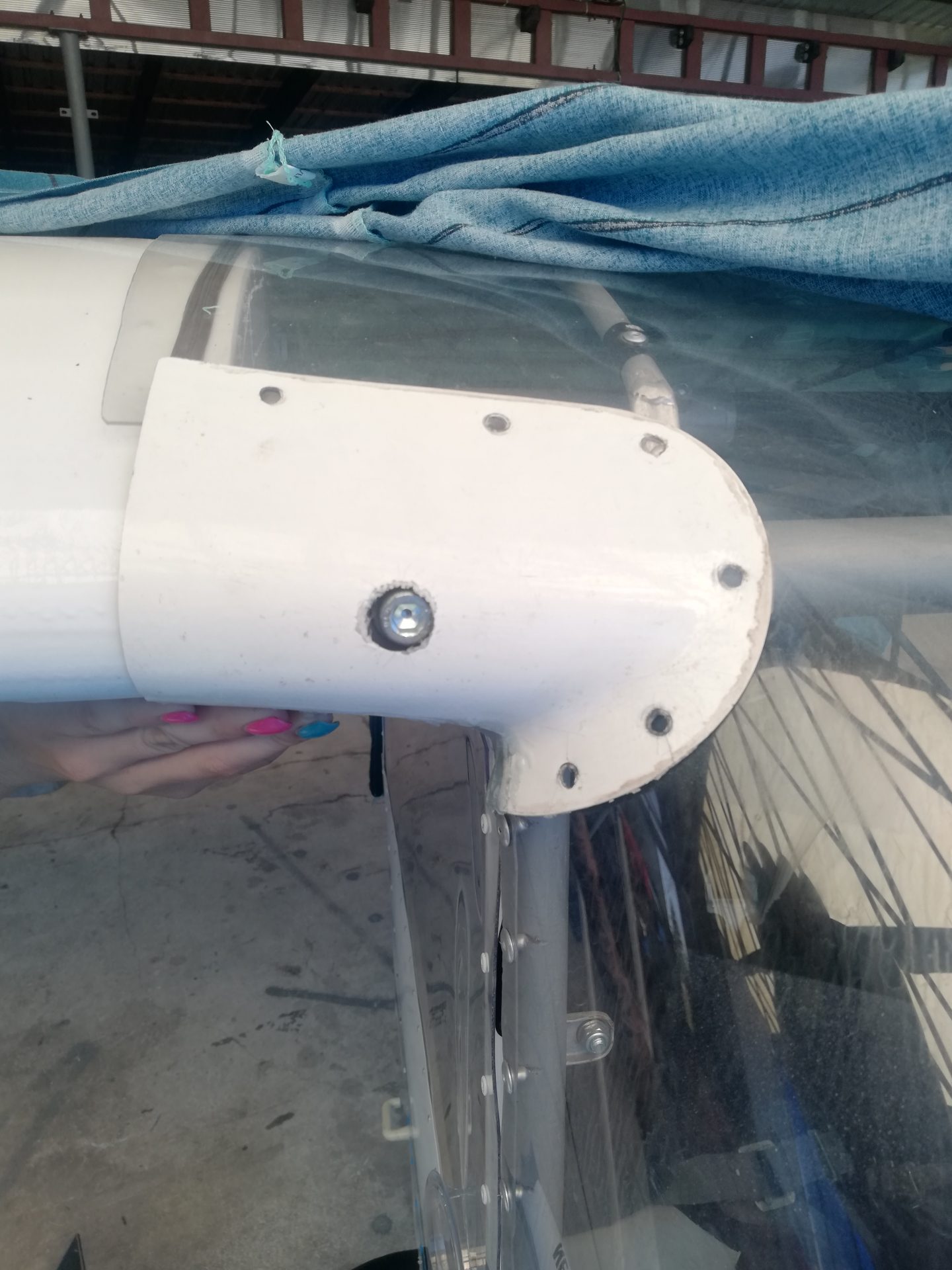 Laminate transitions from wing to cabin. - AEROHANGAR