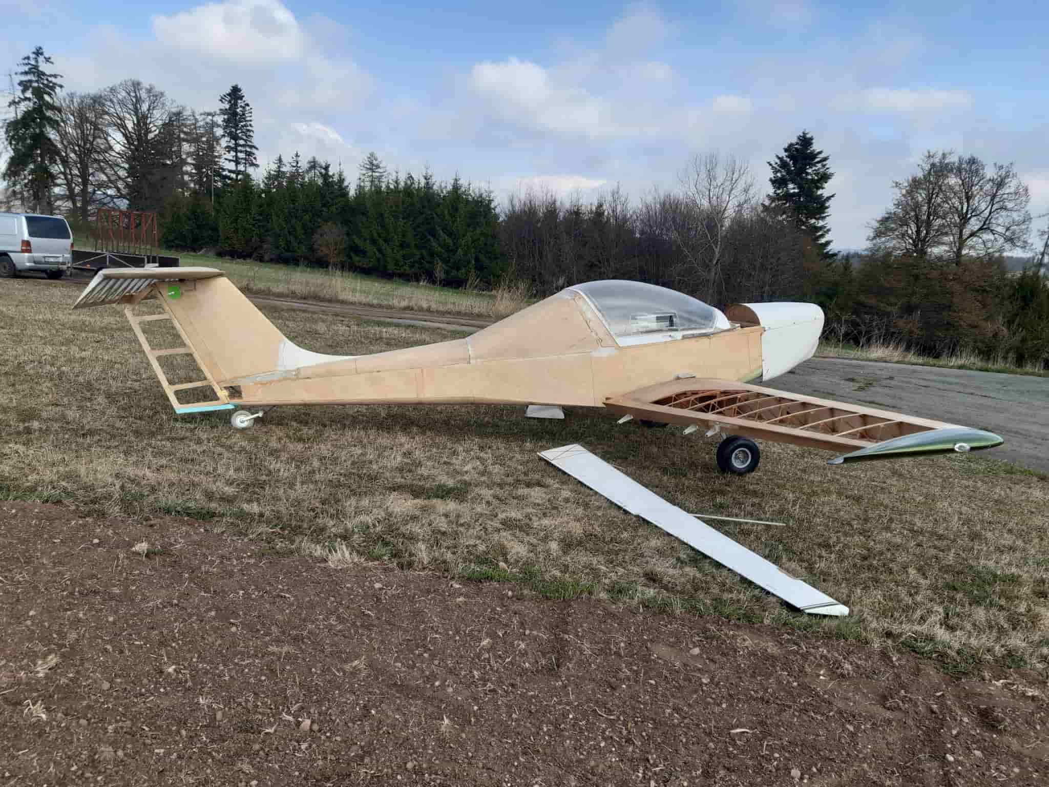 ASSO V - AEROHANGÁR