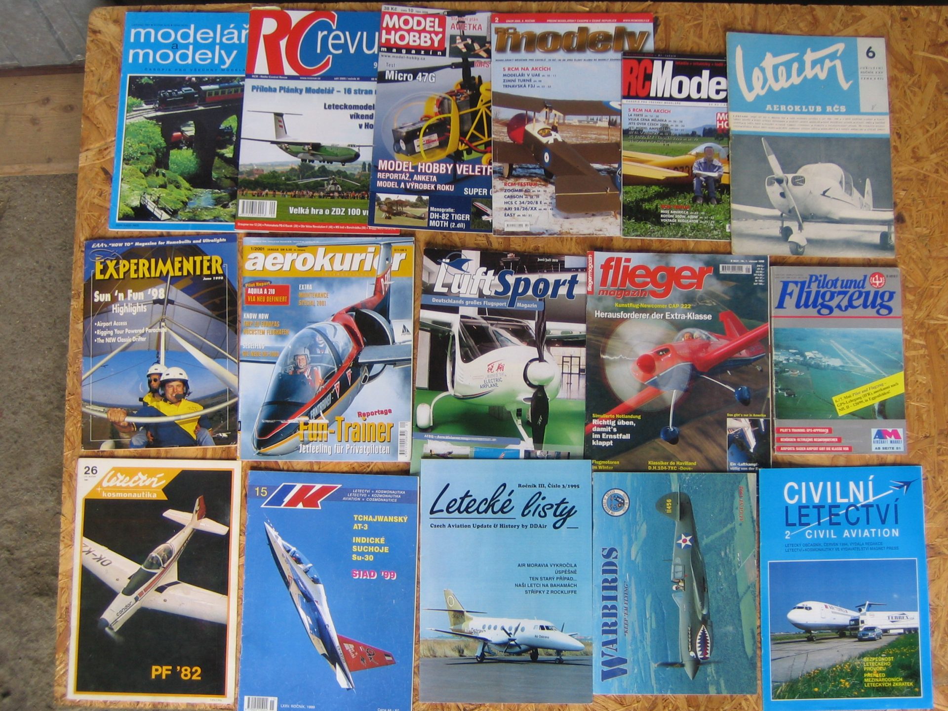 aviation magazines - AEROHANGAR