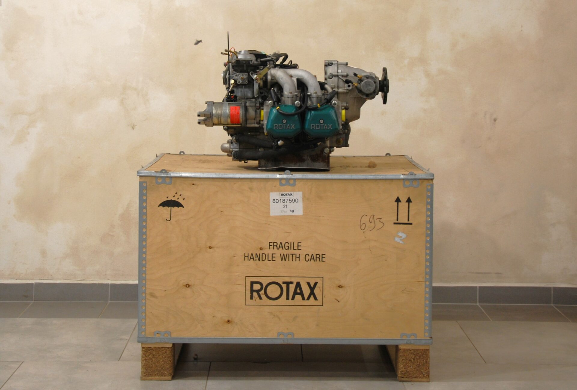 Rotax 912 ULS 100HP - AEROHANGAR
