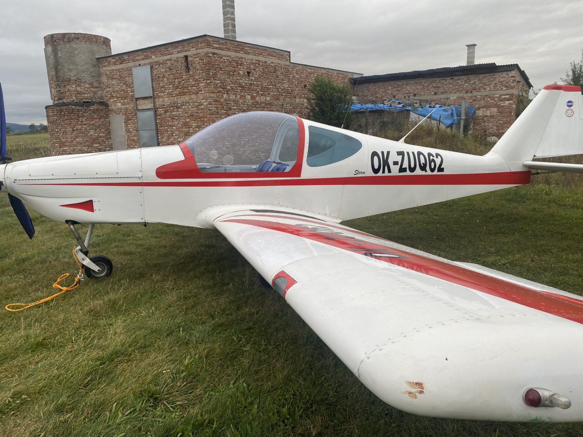 ULL STORM 300 - AEROHANGAR