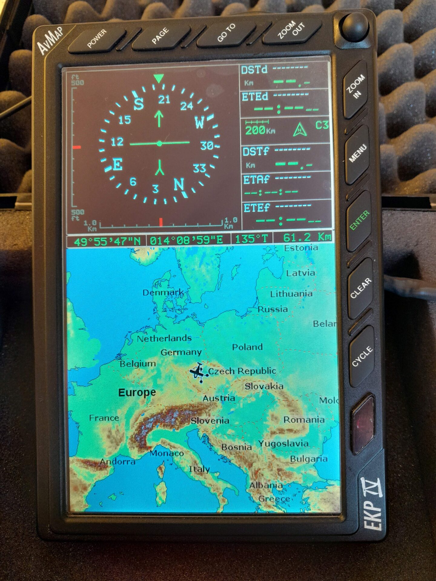 GPS navigace AvMap EKP IV - AEROHANGÁR