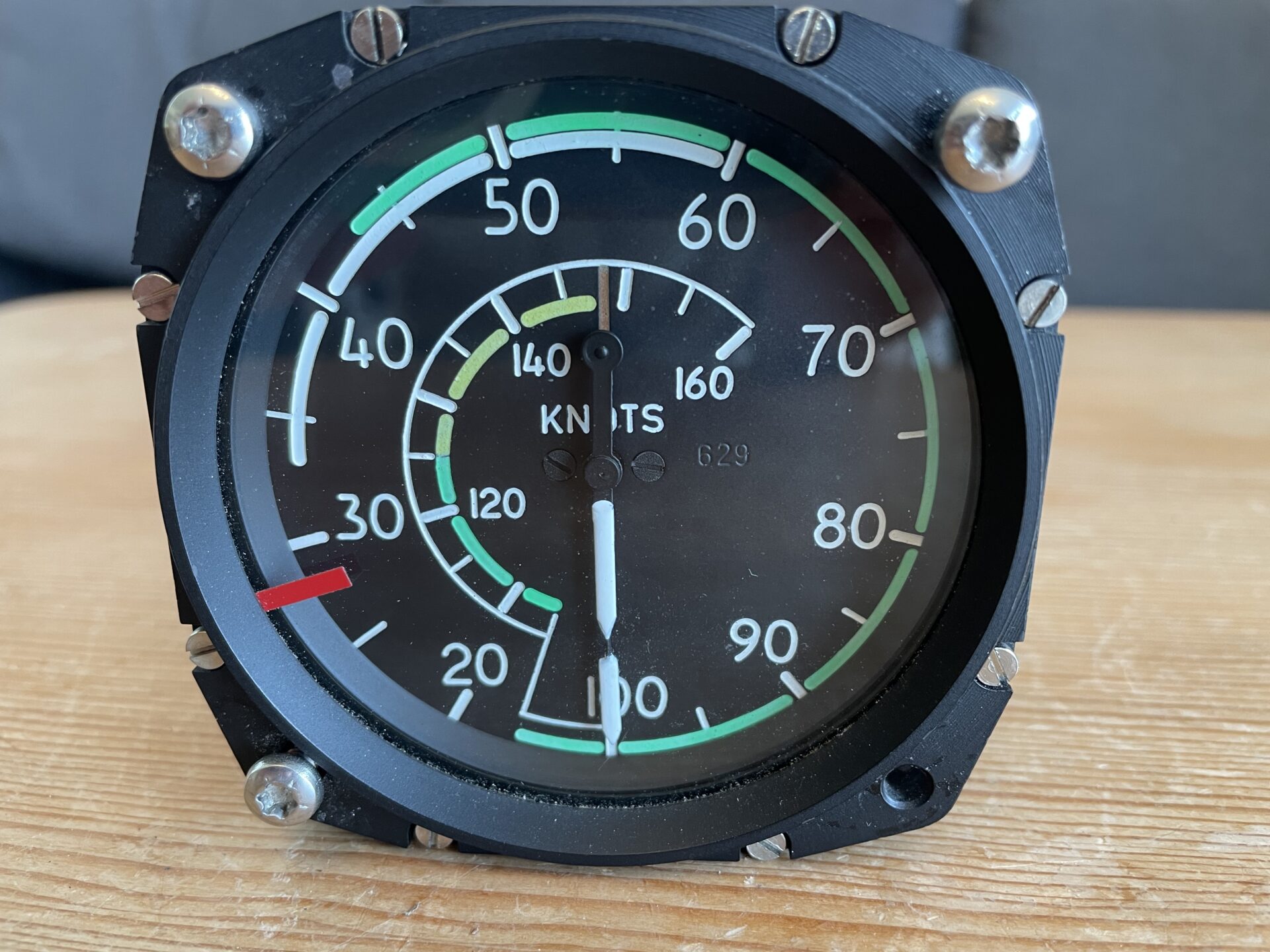 Speedometer 0-160 knots - AEROHANGAR