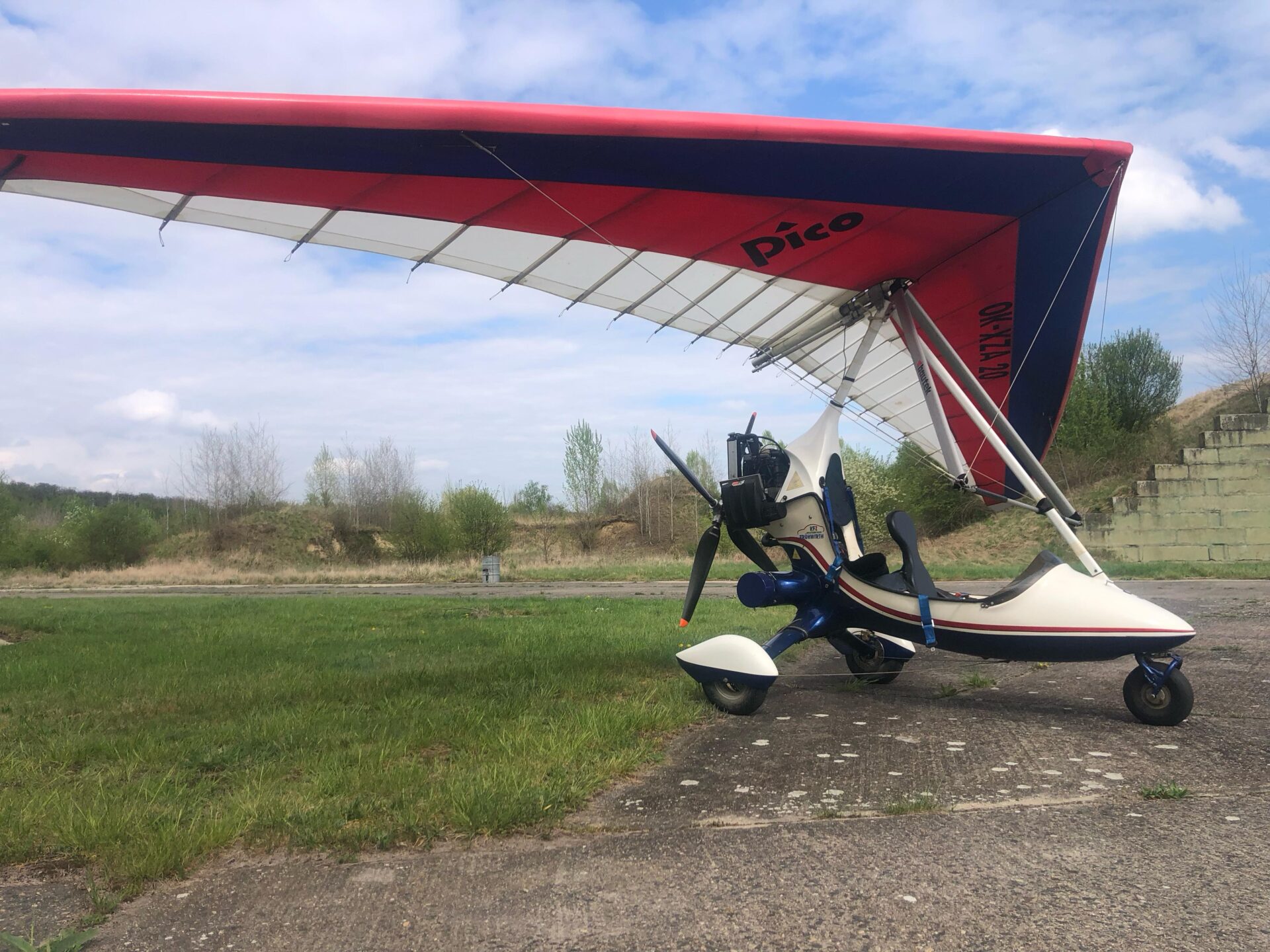 MZK - two-seater hang glider Fiti 2 - wing Bautek Pico - engine Rotax ...