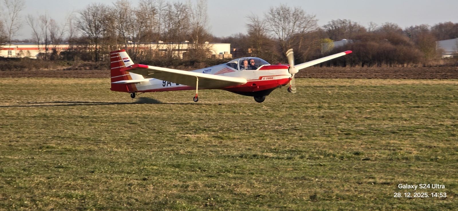 Falke sf25 c2000 - AEROHANGAR